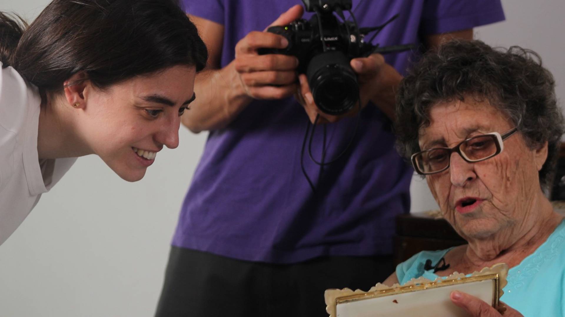 Video series documents colorful Laconian weaving traditions and the ...