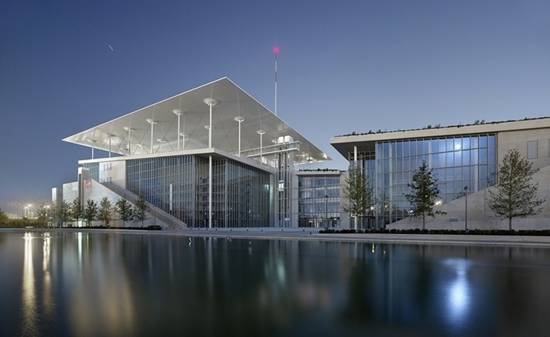 Renzo Piano and Victoria Newhouse on the Charlie Rose Show Discussing ...